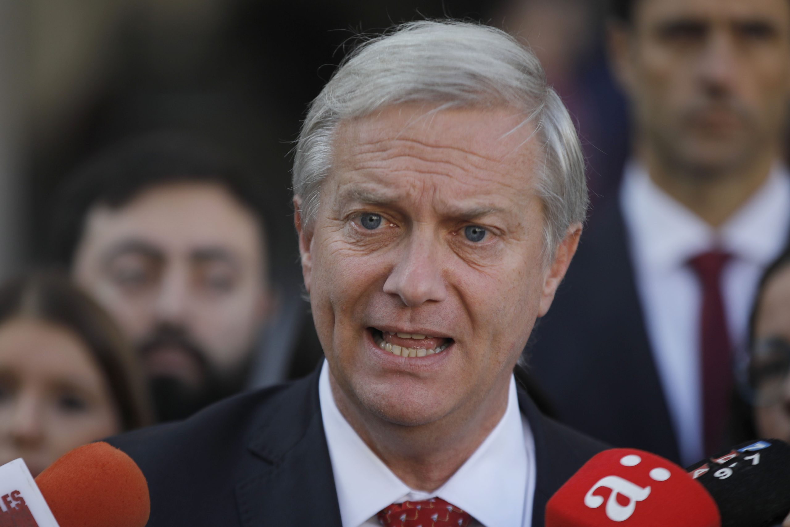 Presidente Kast califica de "gravísimo" presunto tráfico de niños ...